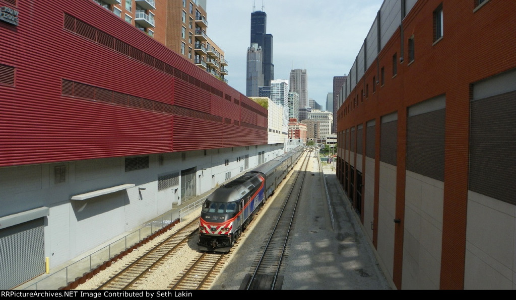 METX 406 trailing train 510